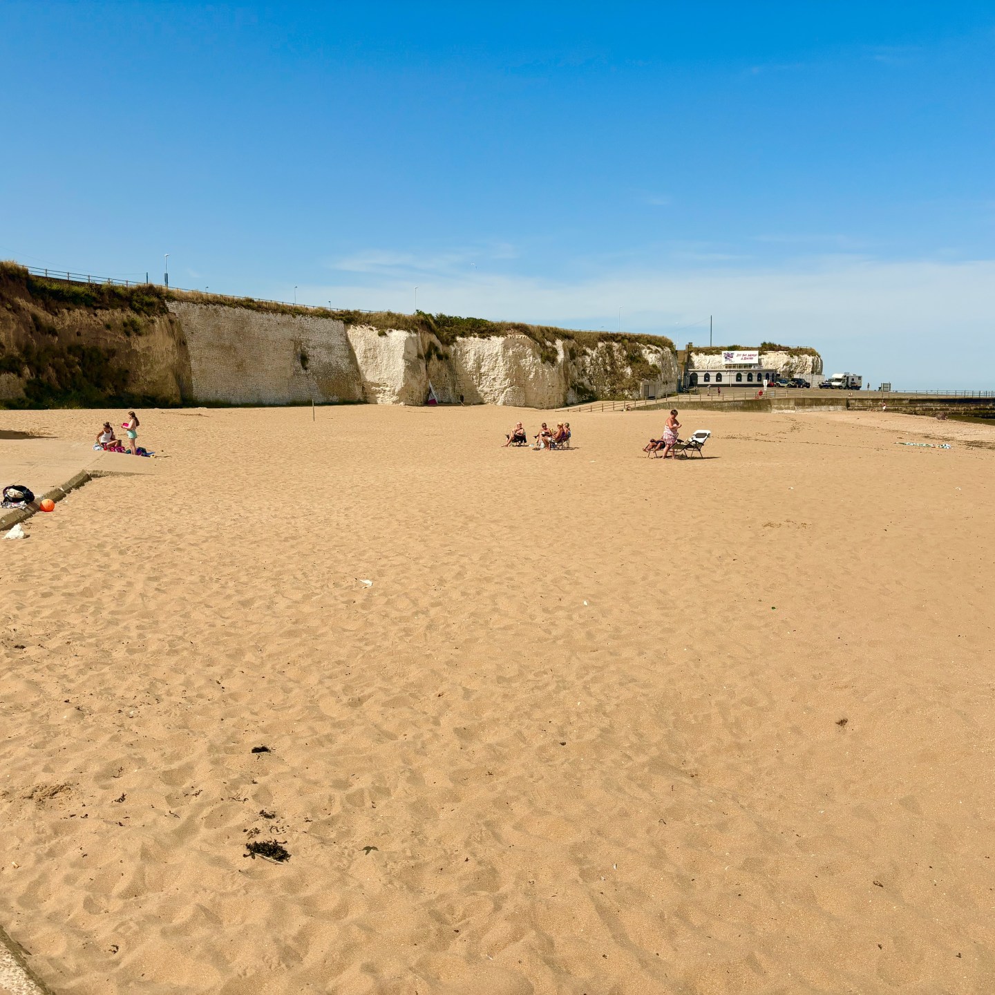 Beaches in Kent – Sandgeek