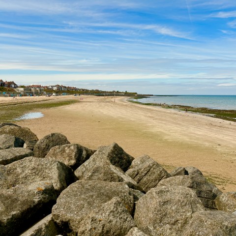 Beaches in Kent – Sandgeek